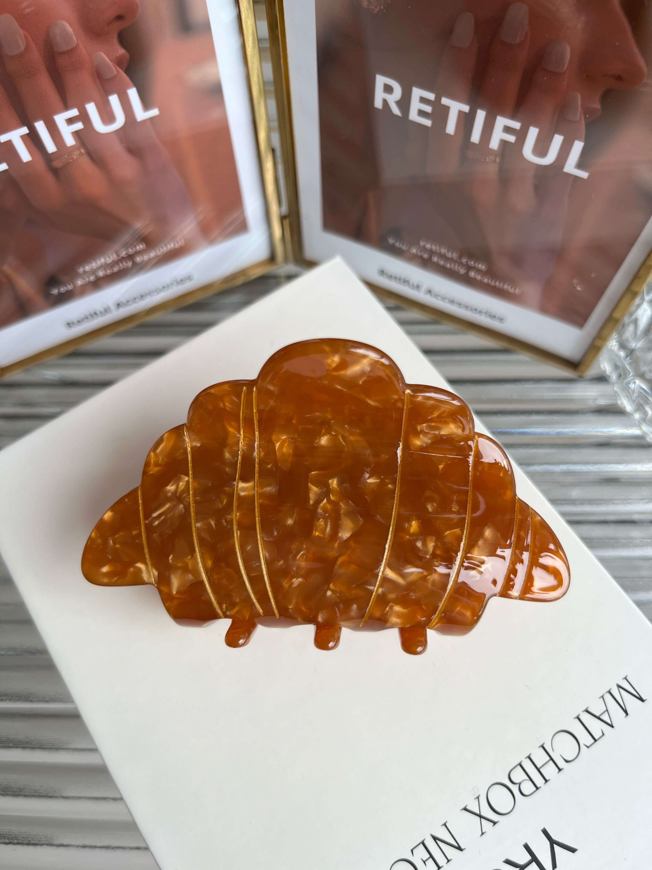 Big Croissant Hair Claw – Retiful