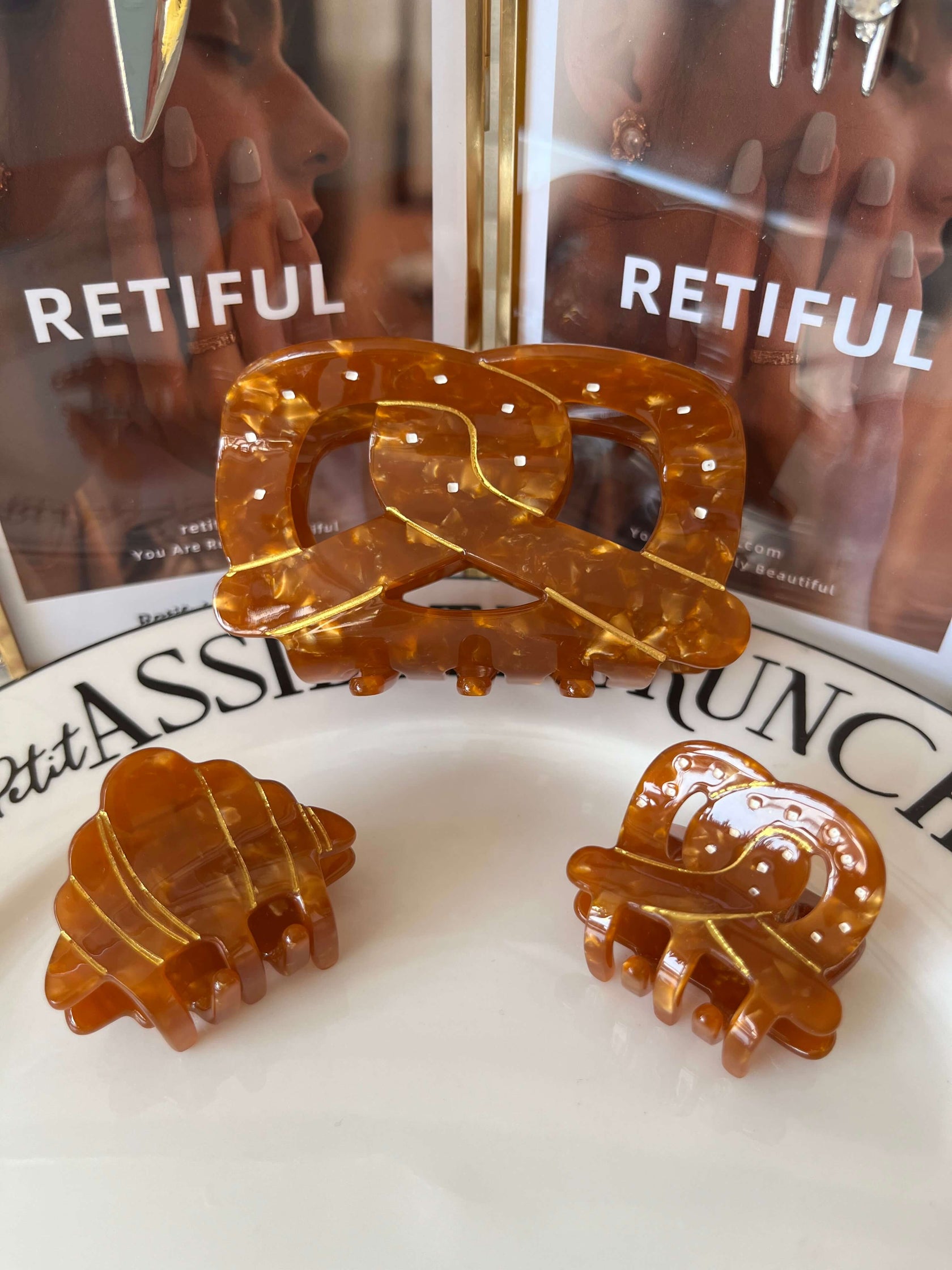 Small Croissant Hair Claw – Retiful