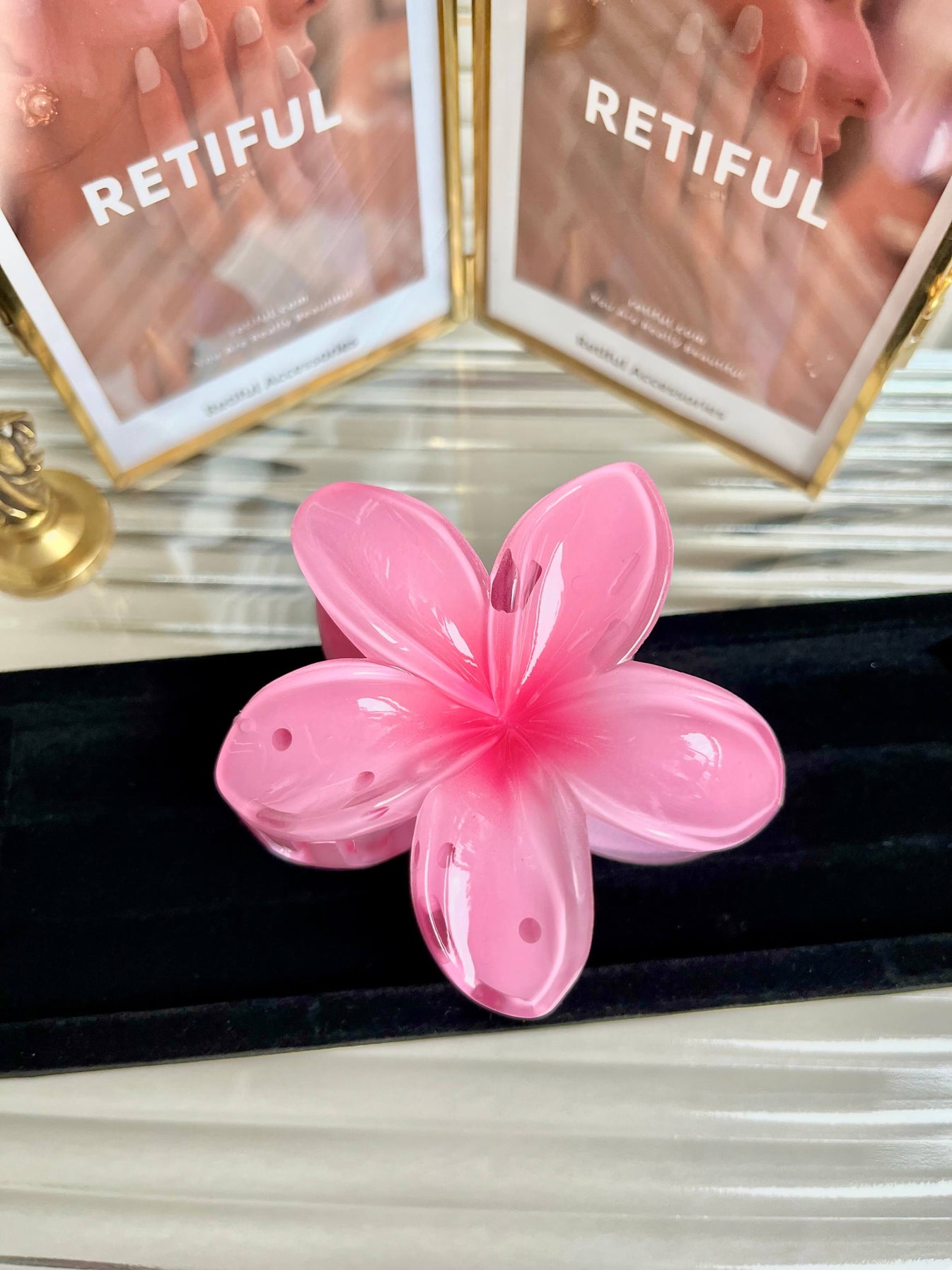 Flower Claw Clip In Pink – Retiful